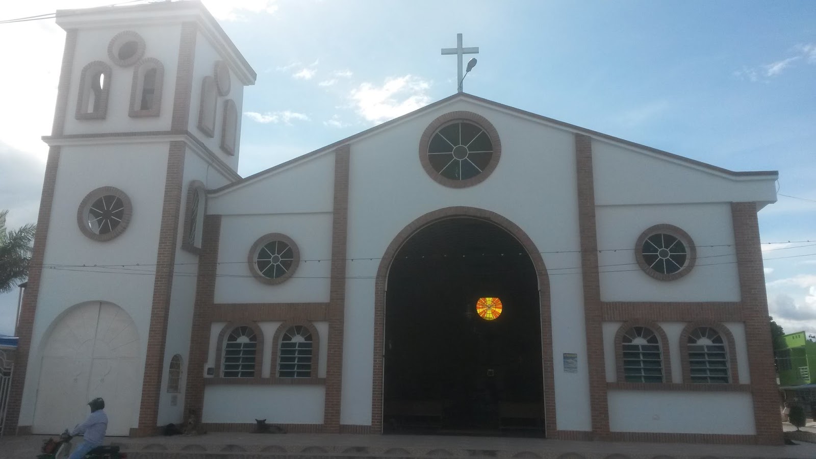 IGLESIAS: iglesias de pitalito