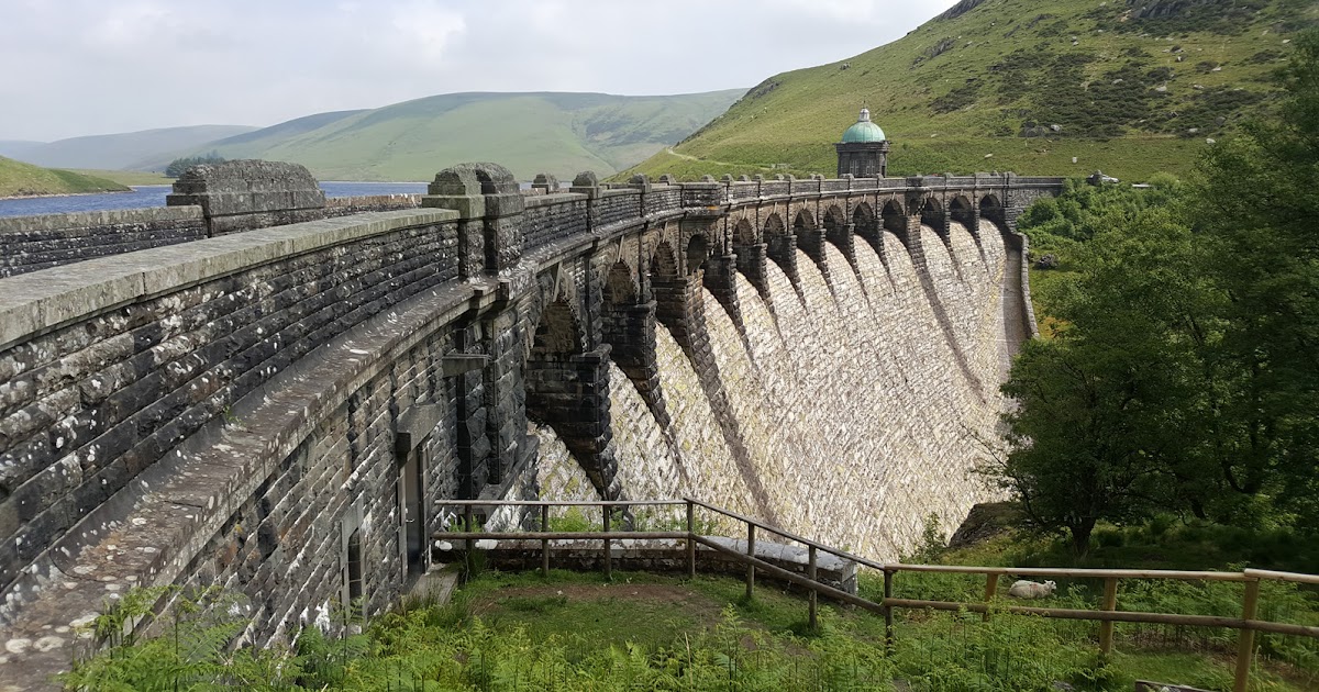 The Happy Pontist: Welsh Bridges: 7. Craig Goch Dam