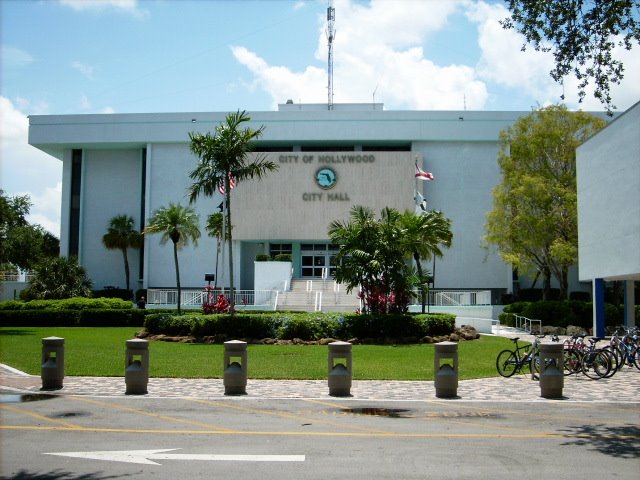 Hallandale Beach/Hollywood Blog: Having a long tradition of 'White ...