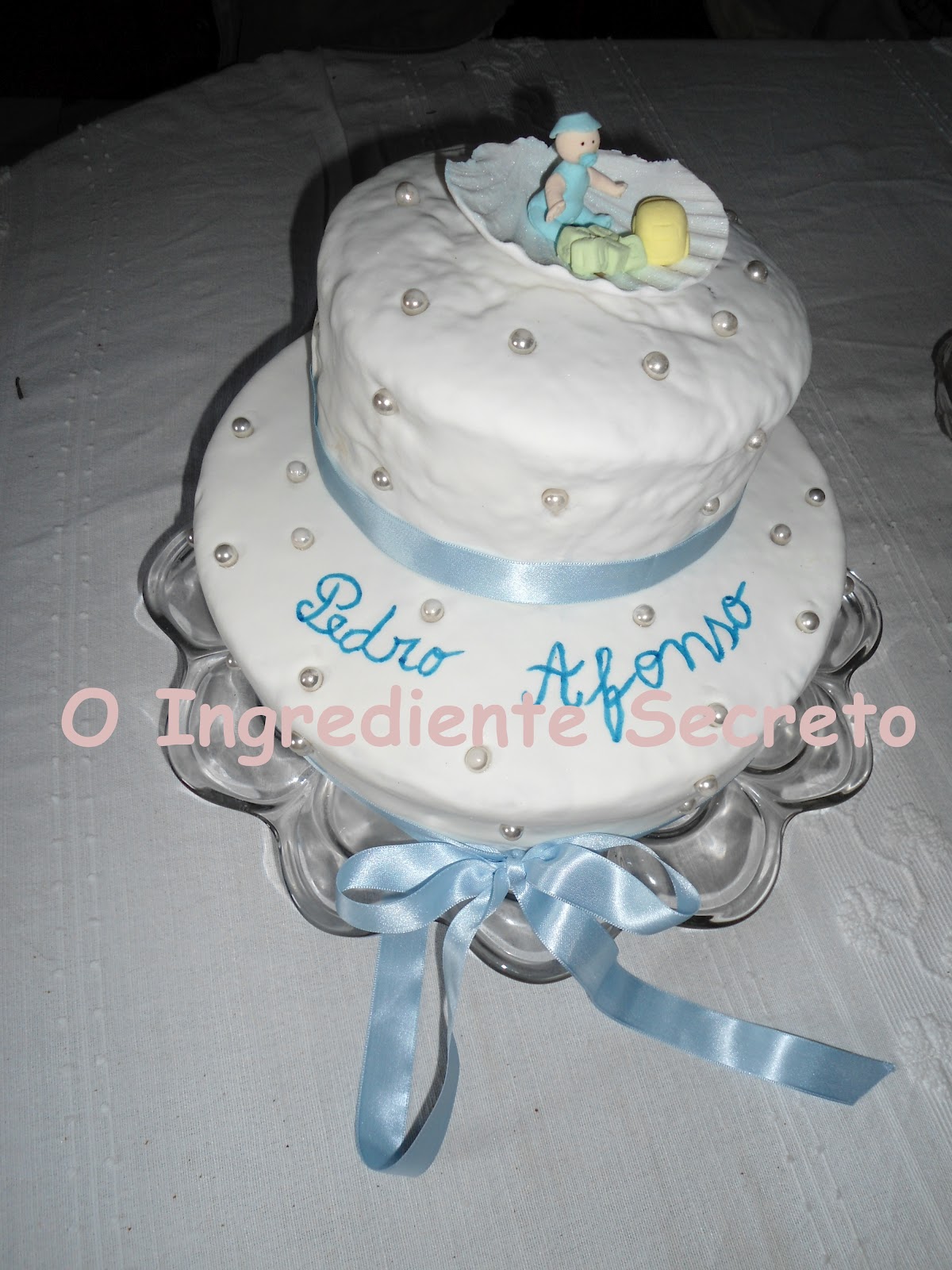 O Ingrediente Secreto: Bolo de Baptizado