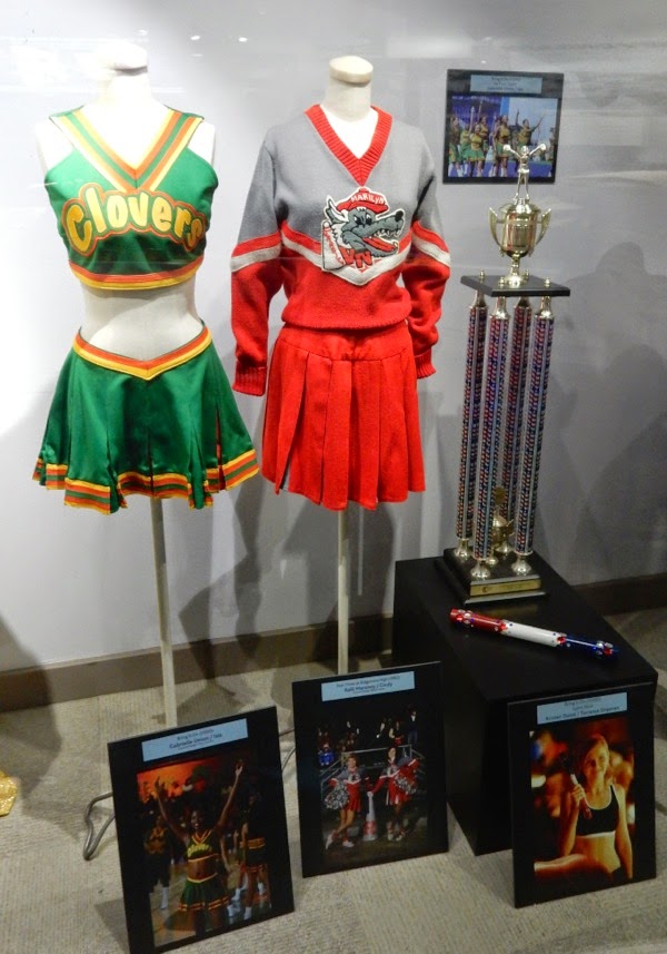 Hollywood Movie Costumes and Props: Bring It On cheerleader costume and ...