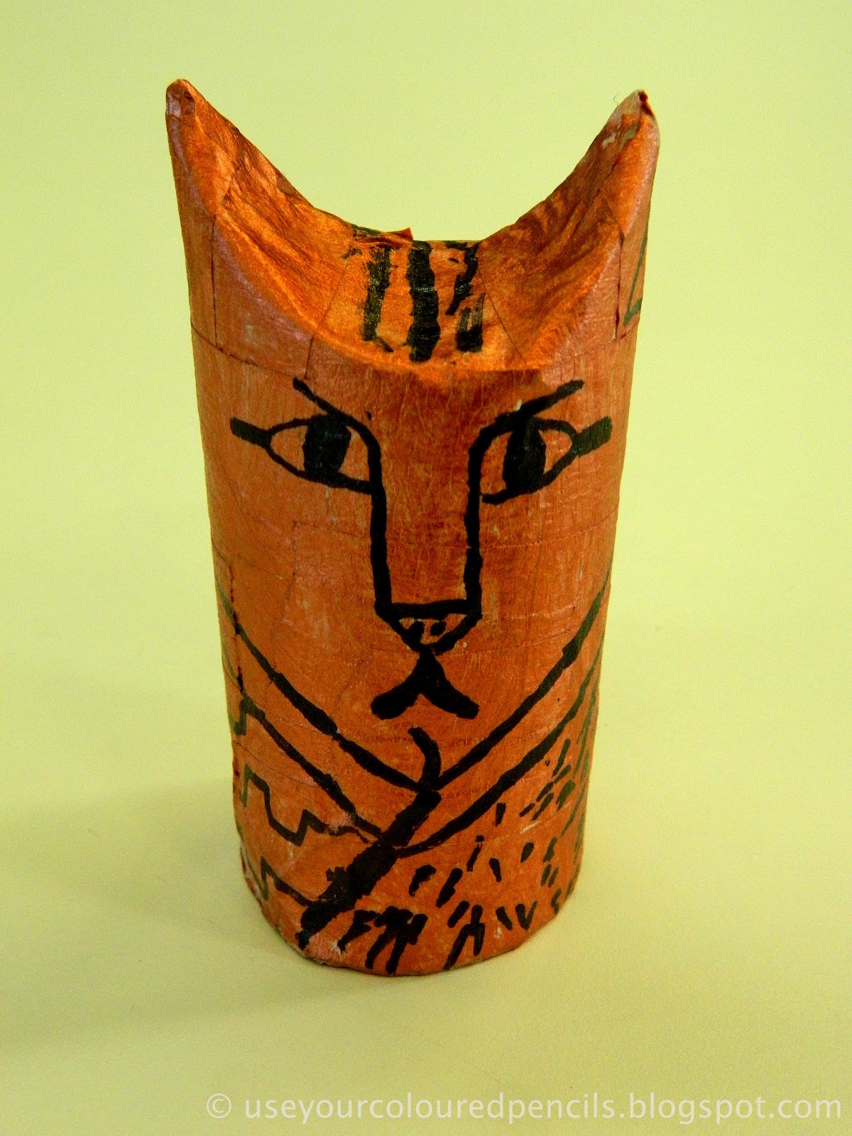 Use Your Coloured Pencils: Egyptian Cat Mummies