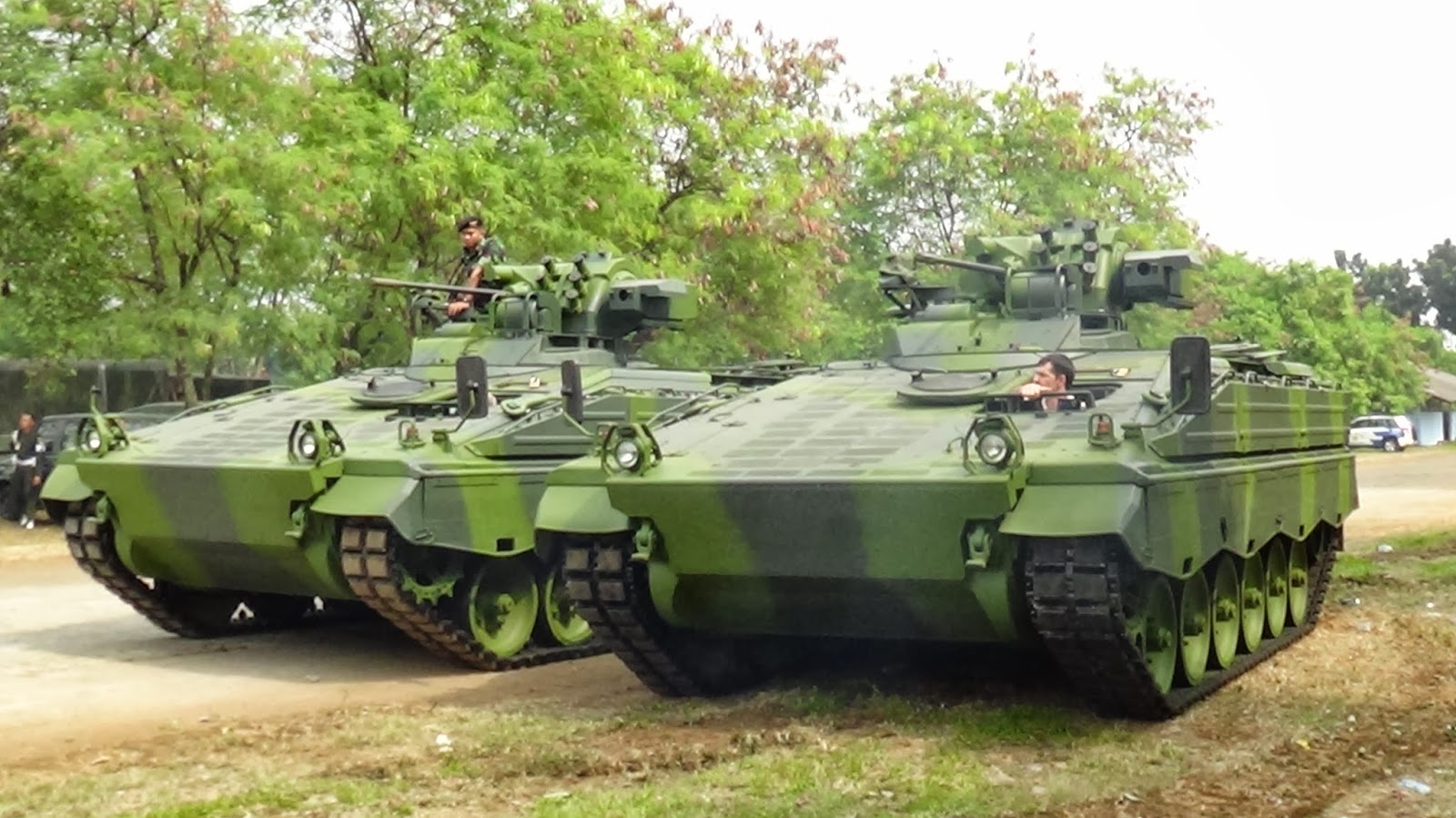 Garuda Militer: 13 Tank Marder Jerman bakal Tiba di Markas Yonif 413 ...