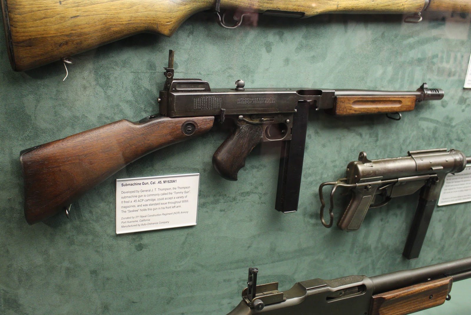 Nostalgia on Wheels: USN WWII Automatic Machine Guns & Rifle