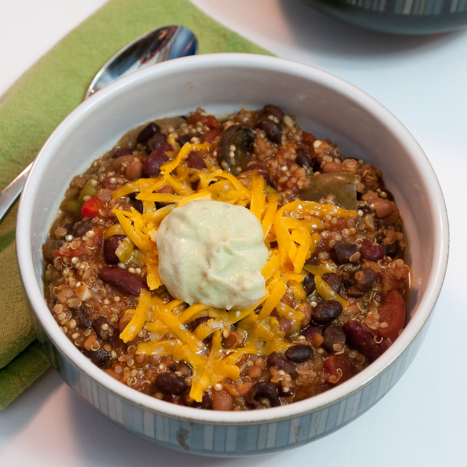 Sweet Twist of Blogging: Vegetarian Quinoa Chili