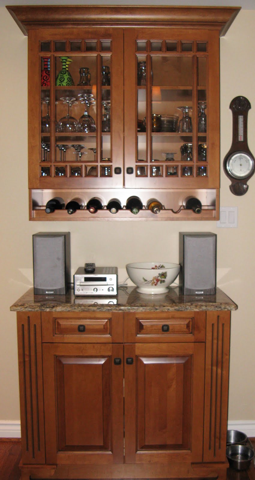 FIVE STAR PHOTO GALLERY: Wall, Desk & Bar Units