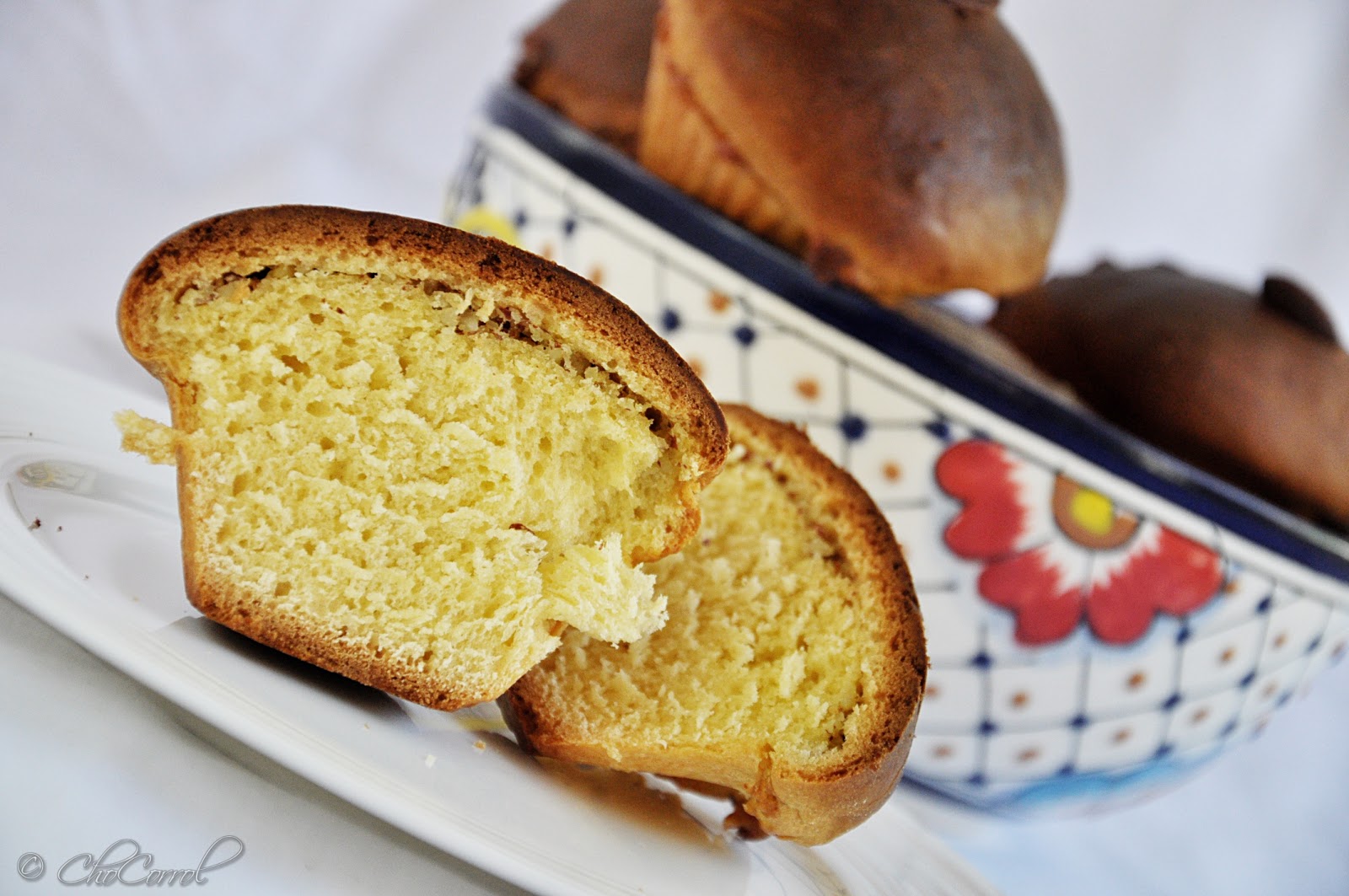 CoLoRes, SaBoRes, oLoRes...CoLoRs, TaSTeS, SmeLLS: sweet bread with ...