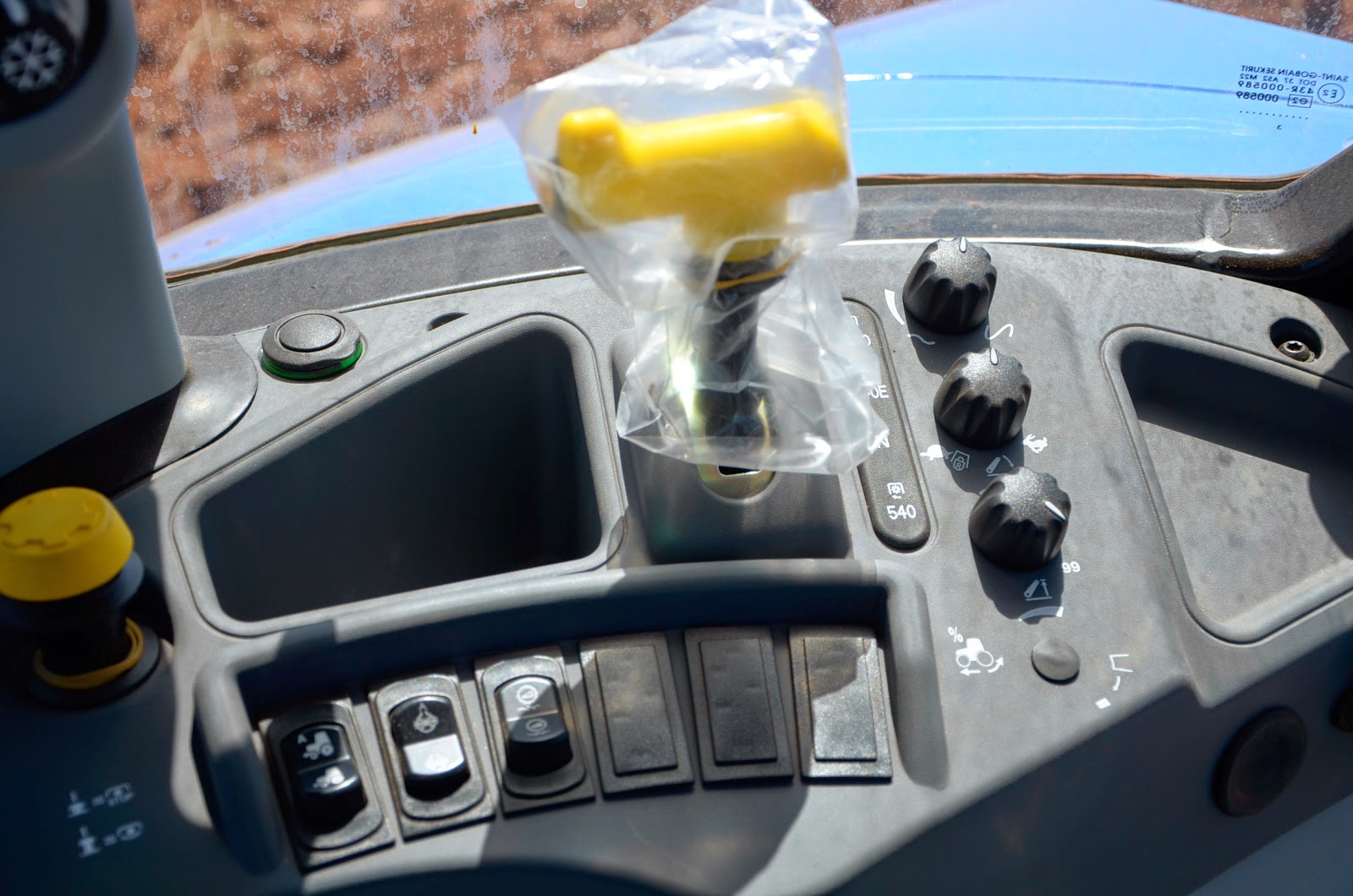 Testing the New Holland T5.115 Electro Command