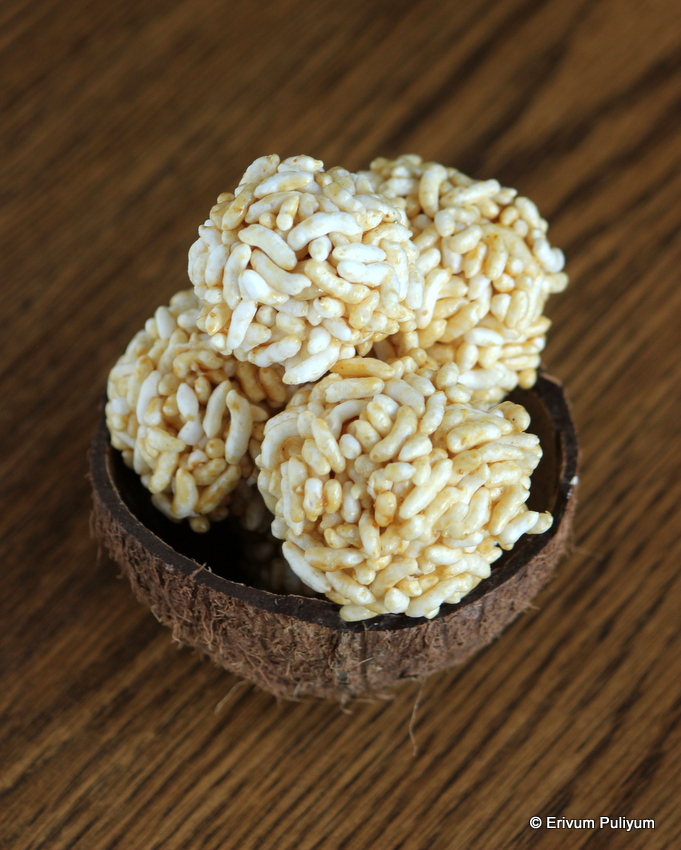 Erivum Puliyum: KERALA SNACKS (PALAHARAM)