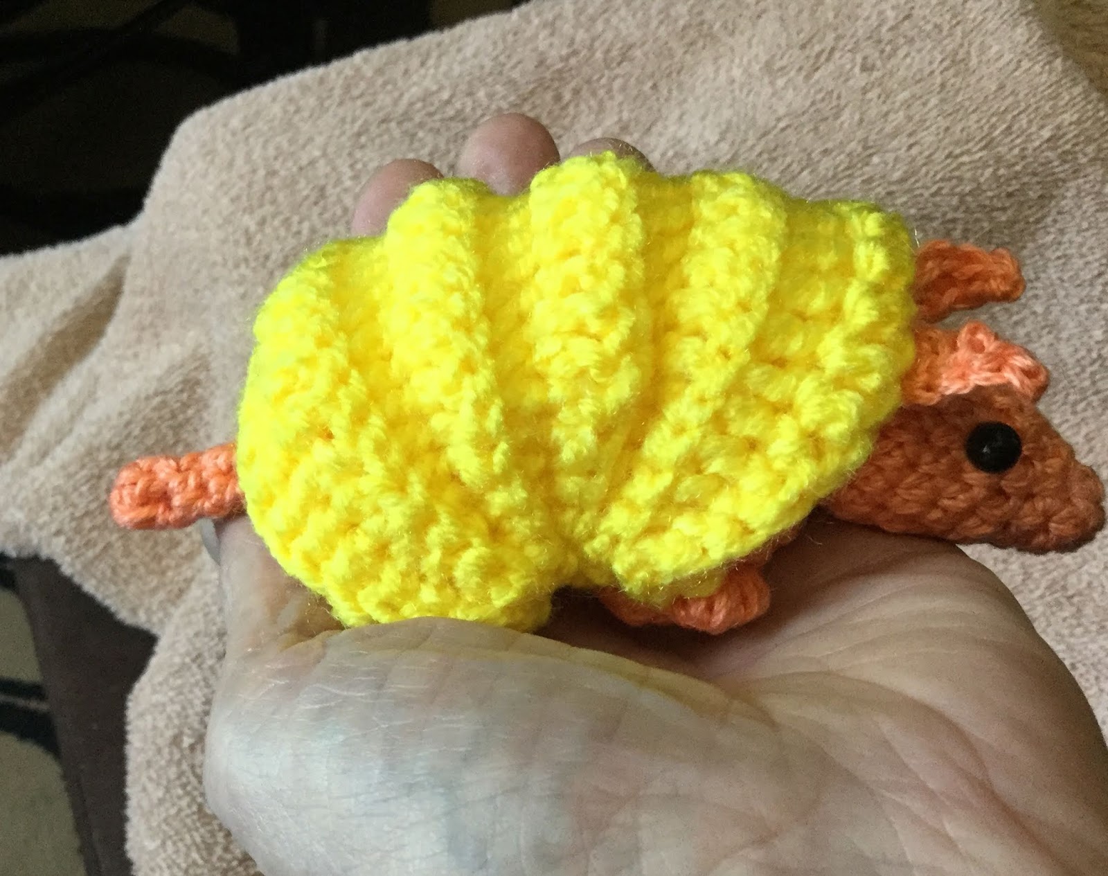 Reny's Place....: Roll-Up Armadillo Week 4 Christmas Ornament Crochet-a ...