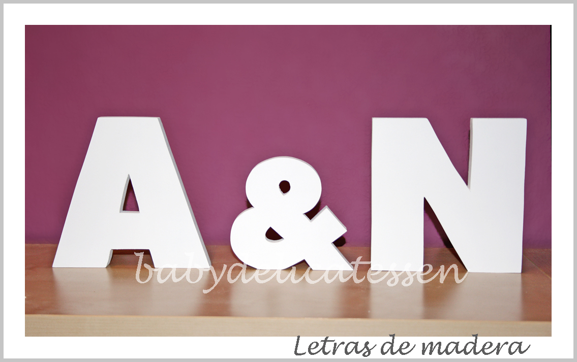 BABY DELICATESSEN LETRAS DE MADERA: INICIALES PARA MESA NUPCIAL