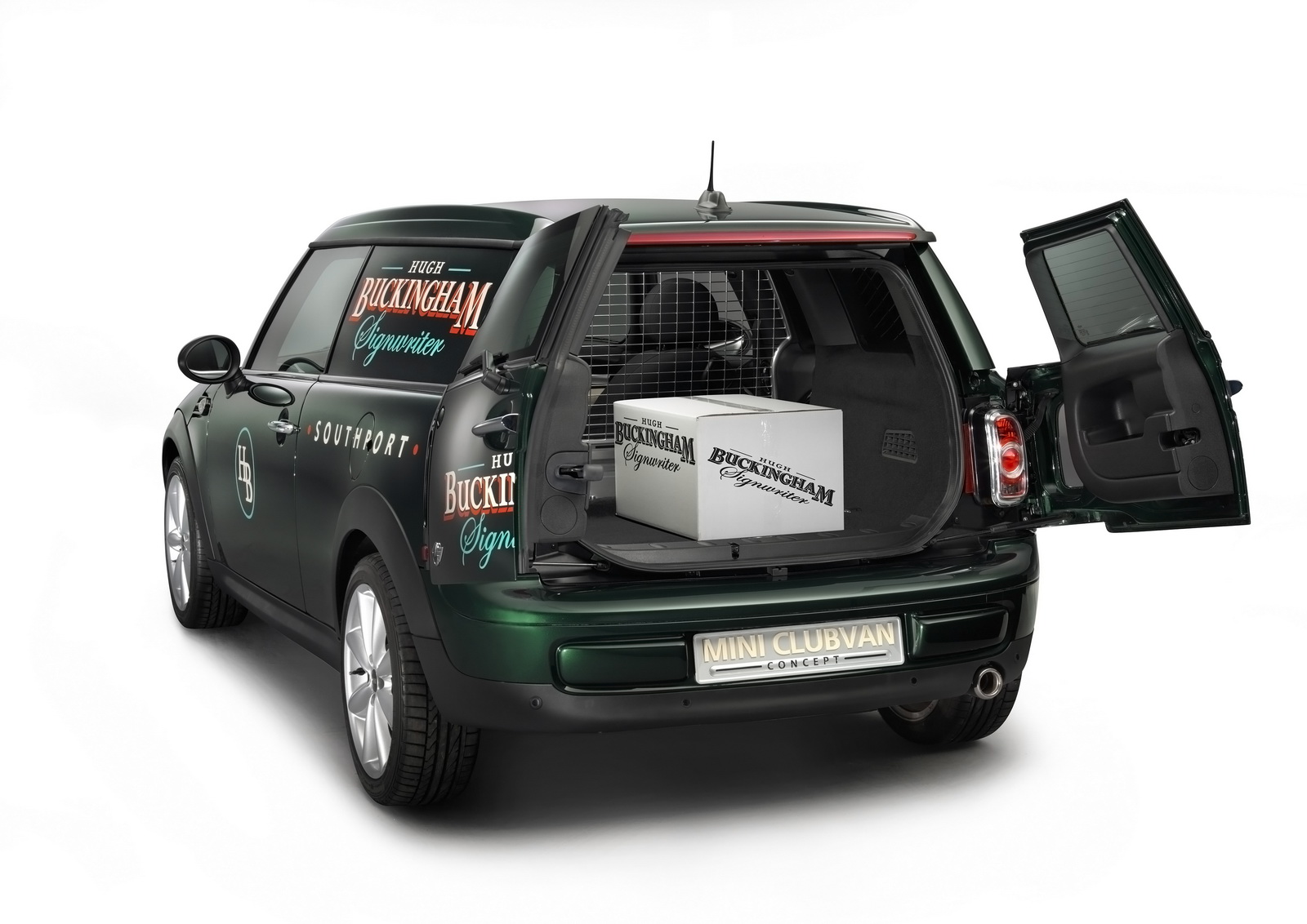 The MINI Clubvan Concept : Compact lifestyle van for business and leisure