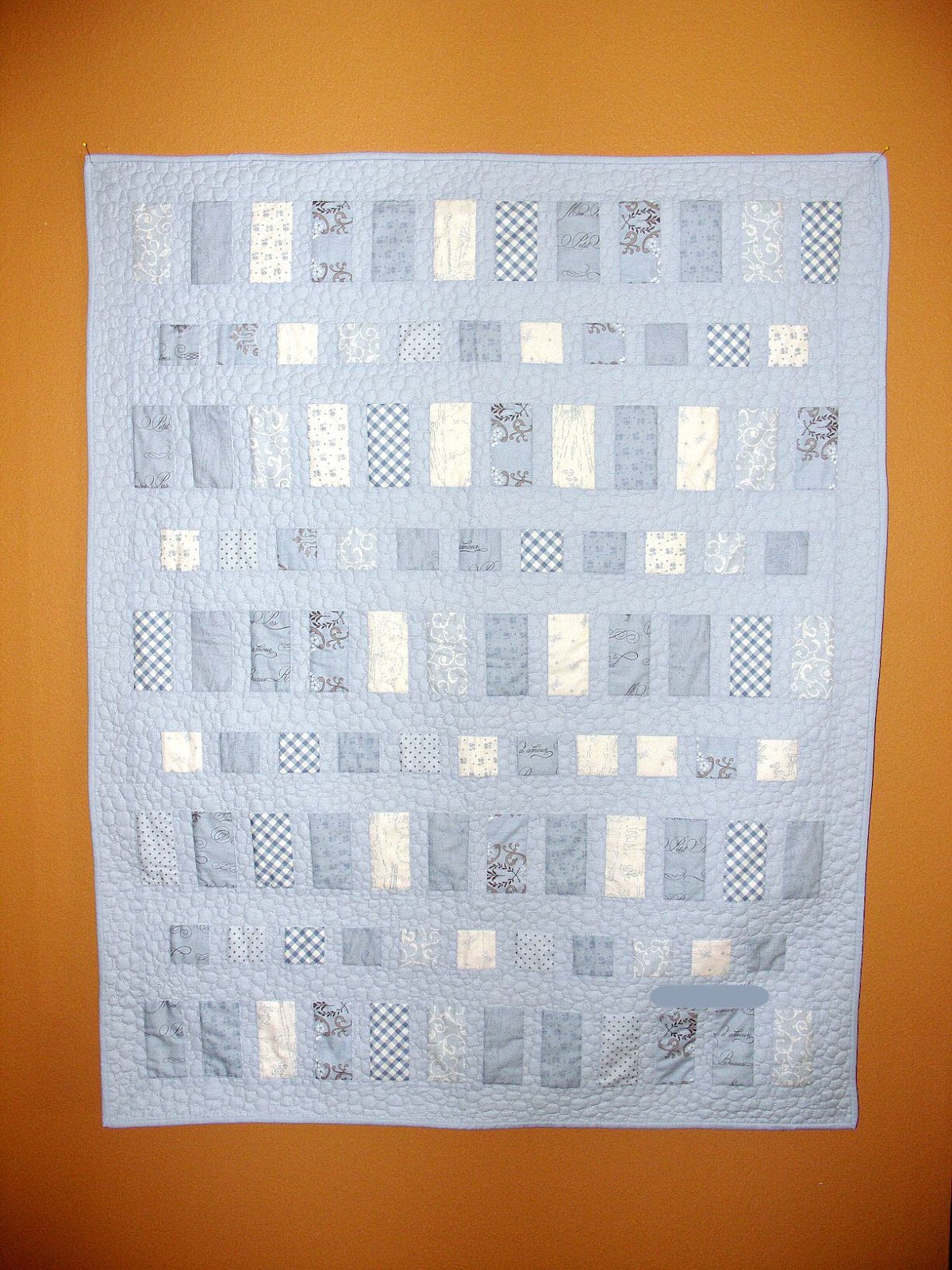 Quilts SB: Q104 – Blue Chambray – Quilt and Wall Hanging