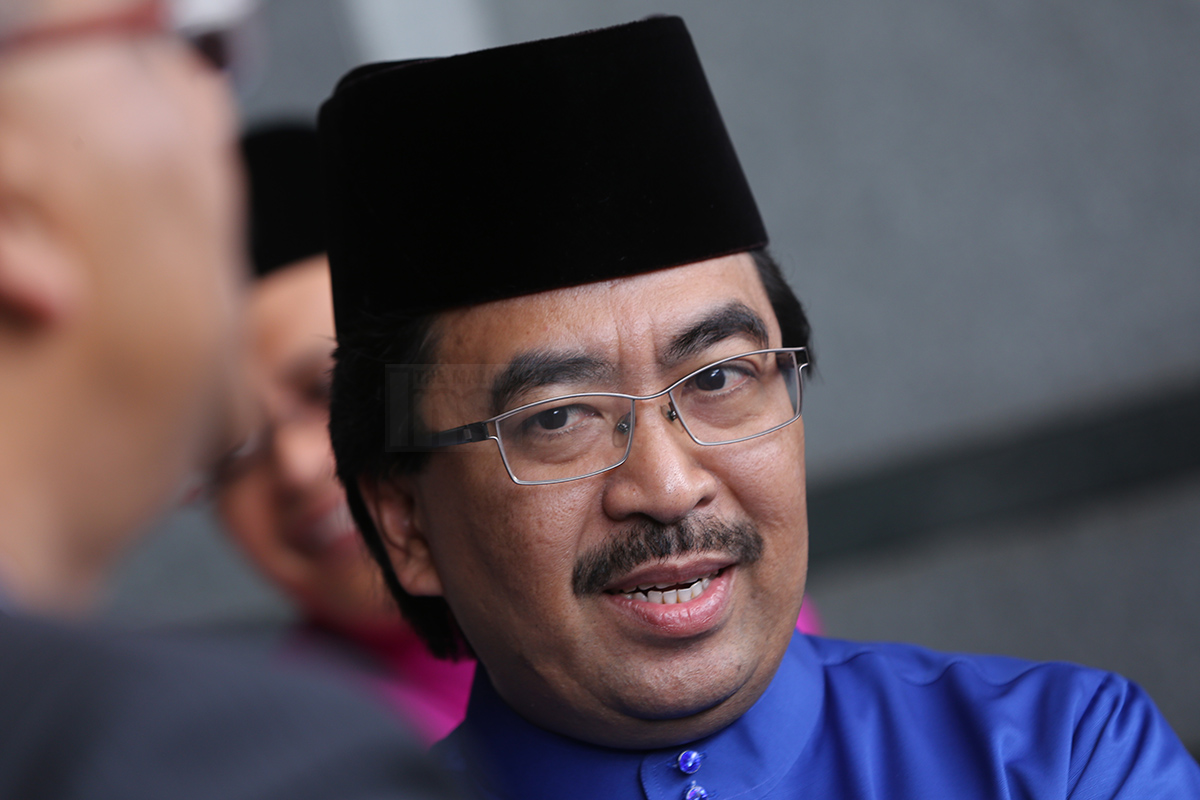 Siapa Menteri yang nak letak jawatan?