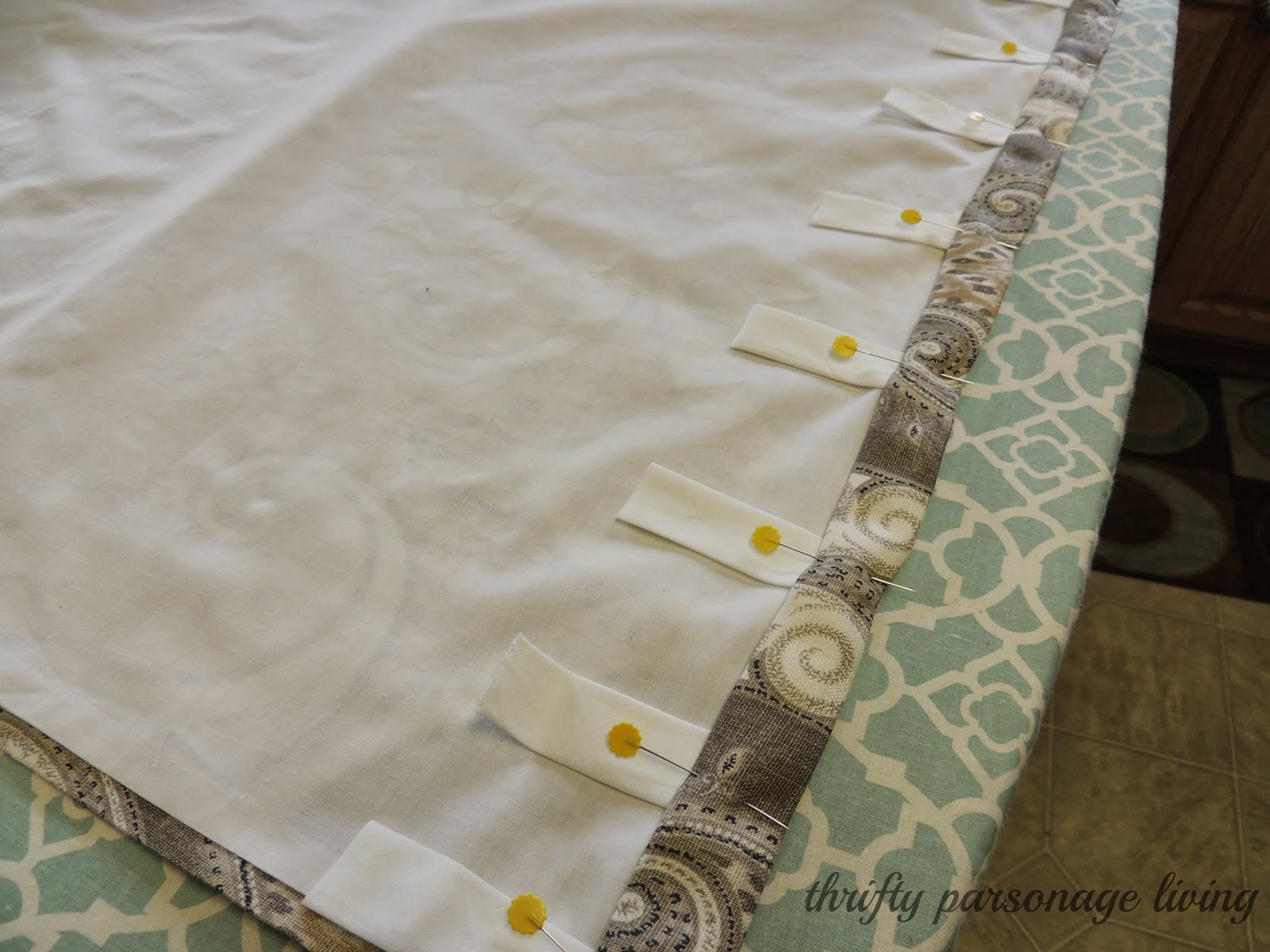 Thrifty Parsonage Living: HOW TO MAKE LINED CURTAINS {DIY}