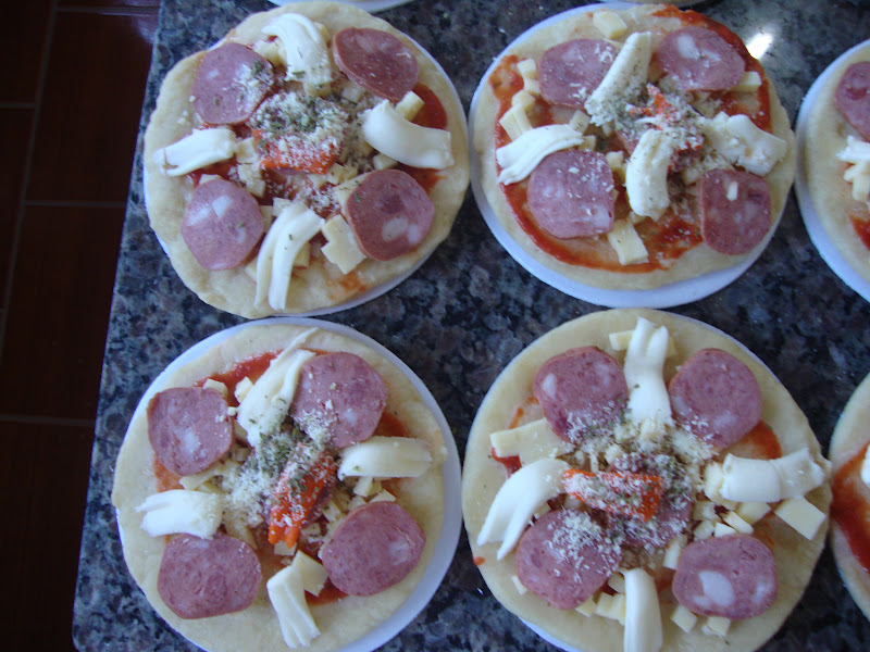 NONA FESTAS: PIZZAS BROTINHO: MICRO & FORNO sabores: calabresa, coração ...