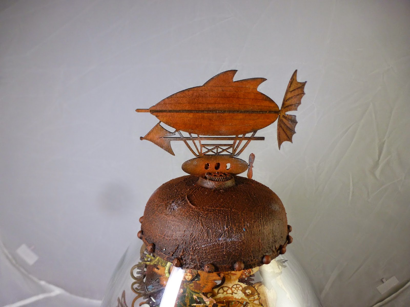 Addicted2Paper : Altered Gumball Machine for Creative Embellishments