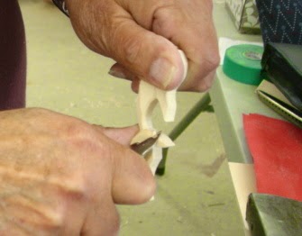 BEGINNERS CARVING CORNER AND BEYOND: Whittling A Whittle Whale!