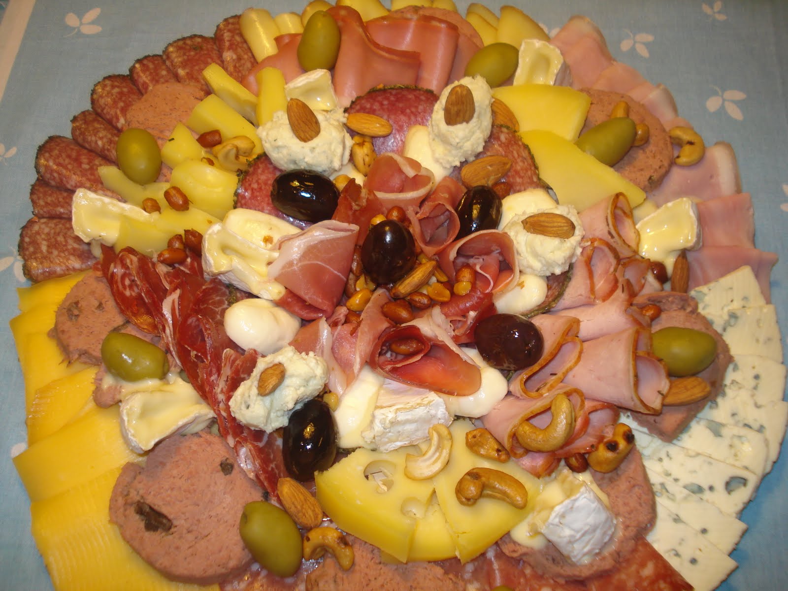 Alma Mia Deli Desayunos y Picadas: Picada "Día del Padre"