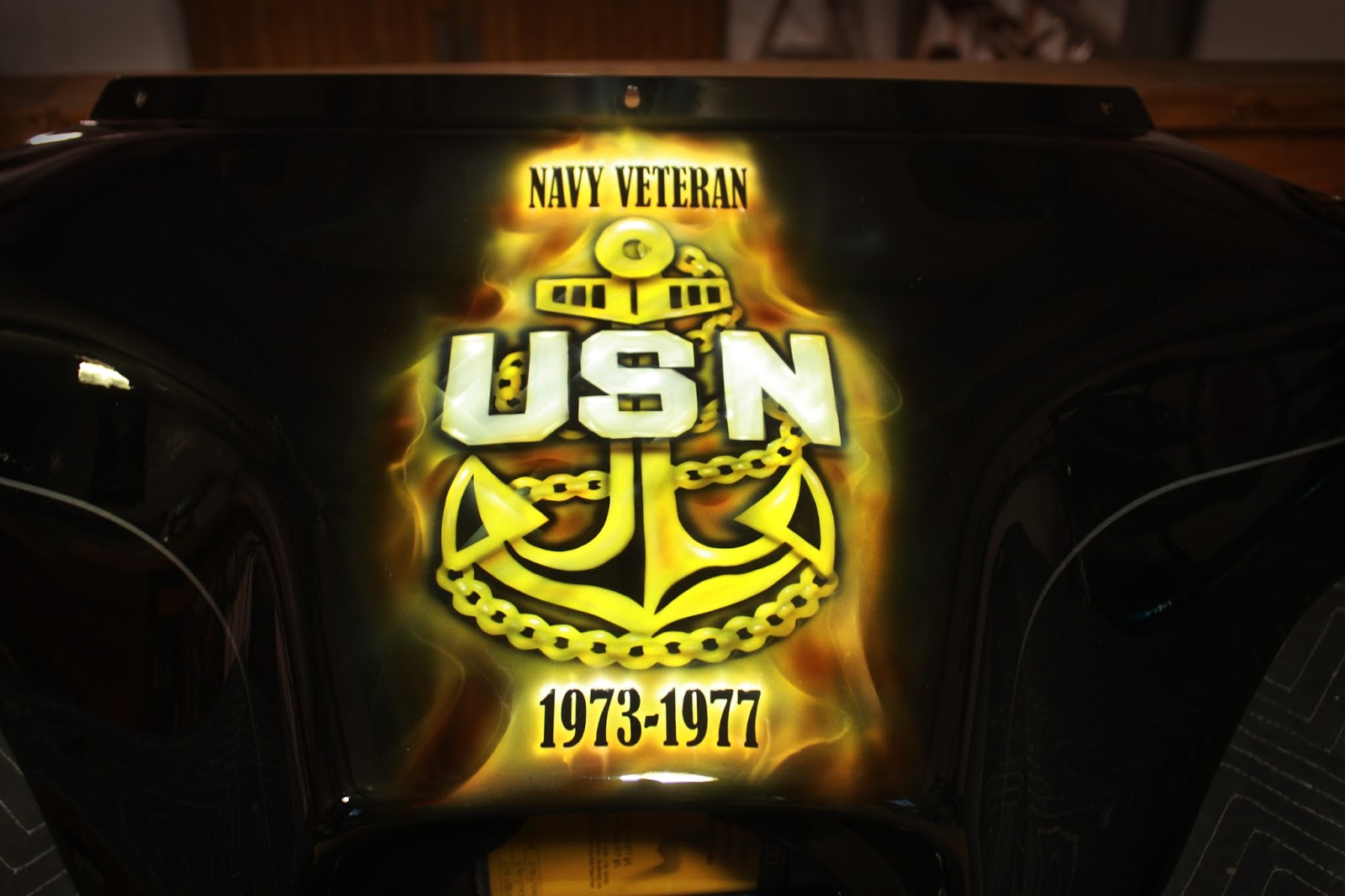 Online Motorcycle Paint Shop: US Navy Veteran in gold and silver on ...