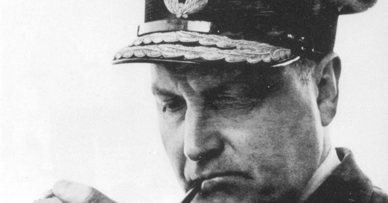 Famous Pipe Smokers: W. Sholto Douglas