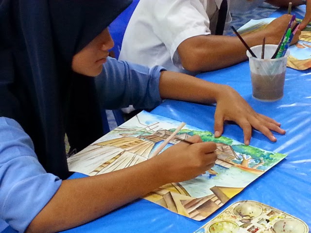 .: Aktiviti Catan Di Studio Seni