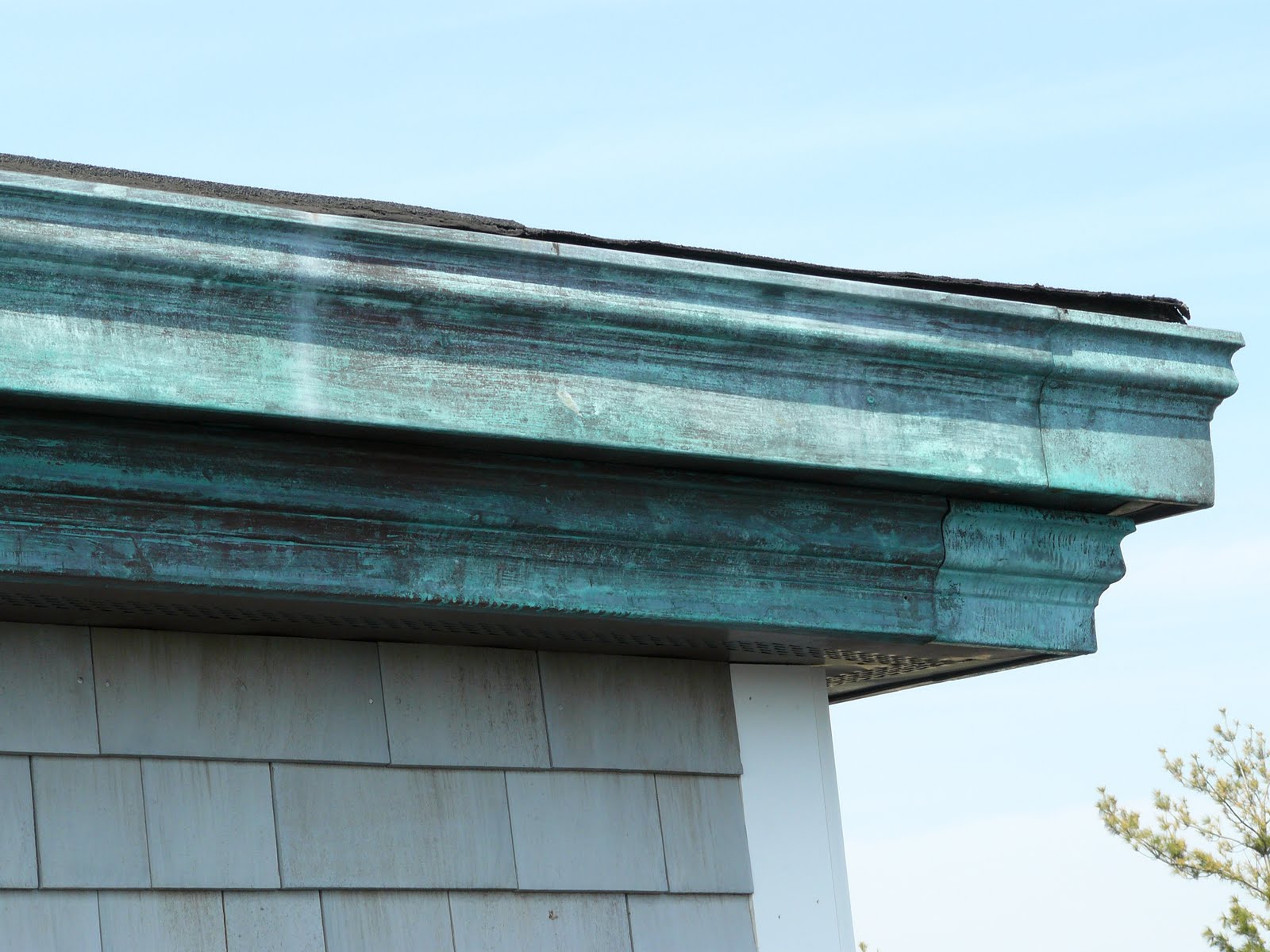 American Colonial Crown Mouldings