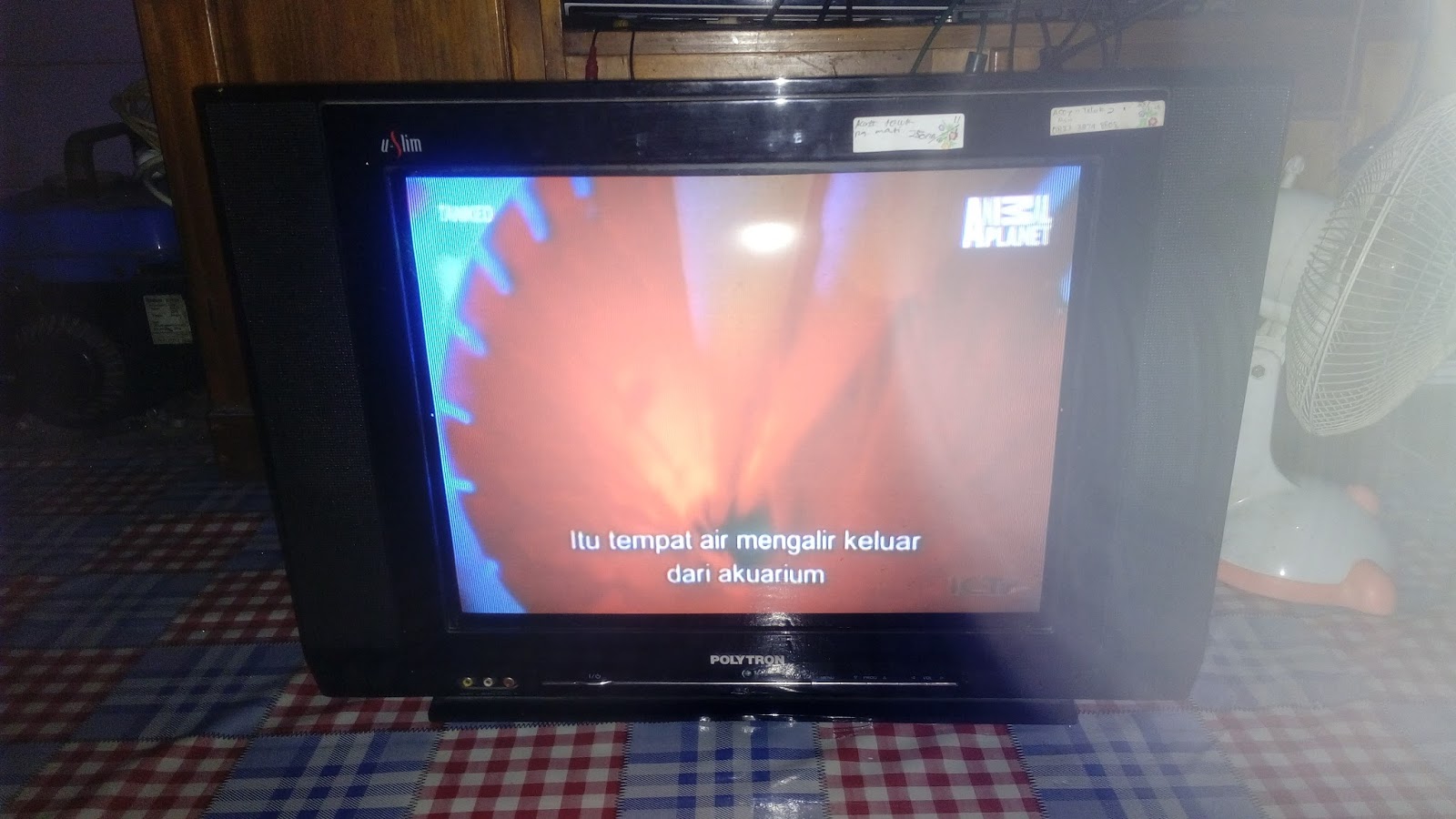 diandra elektronik: TV Polytron U Slim PS 52UV03 Lampu Led Nyala ...