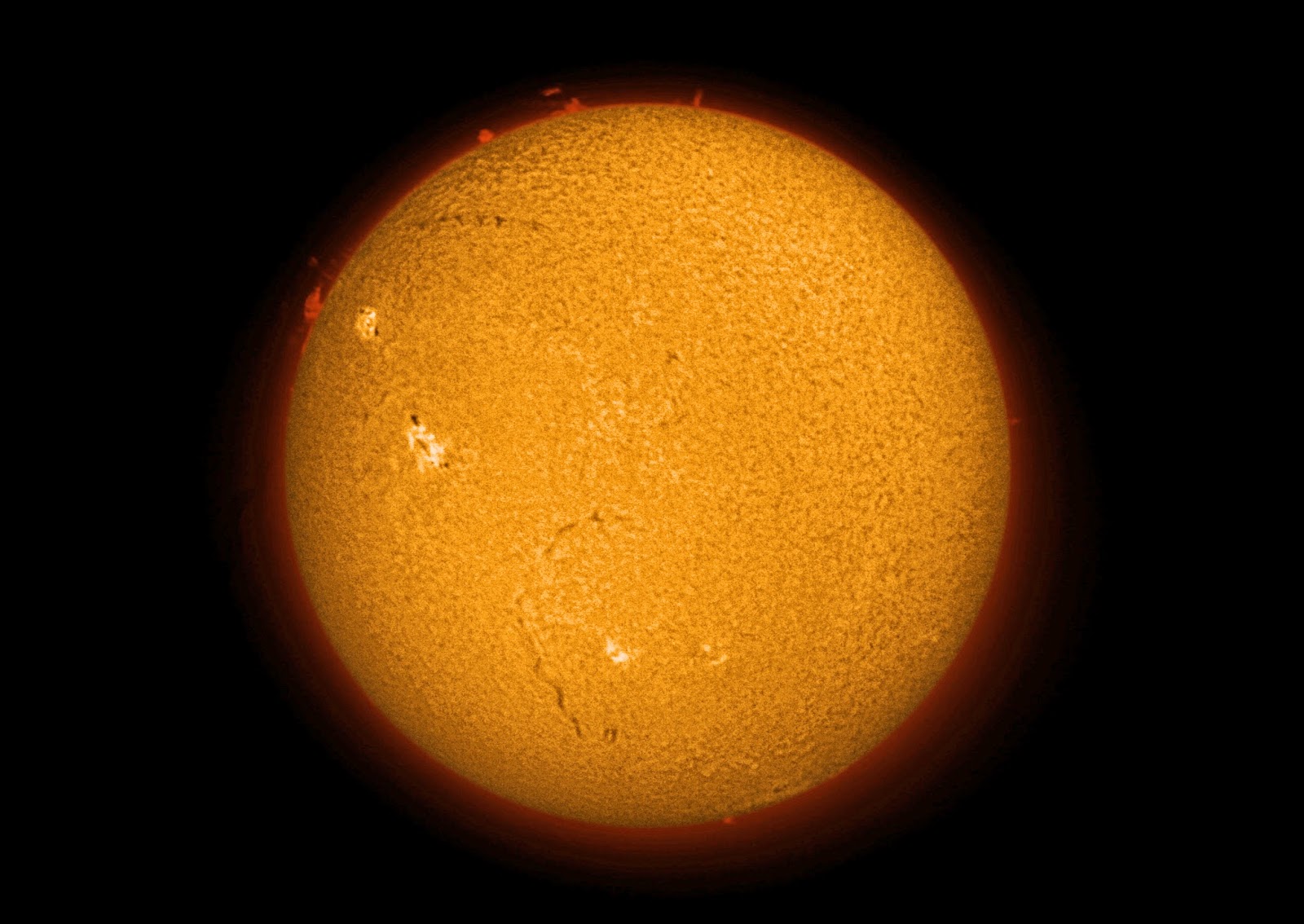 The Sun In H-Alpha On September 4th and 5th, 2014 - AstroMadness.com