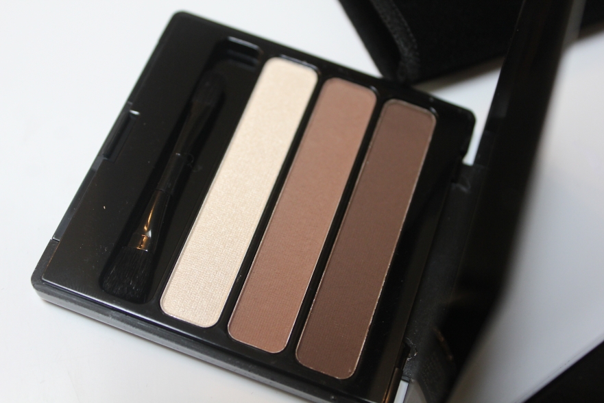 Web Arts: Edward Bess Island Escape Eye Shadow Trio