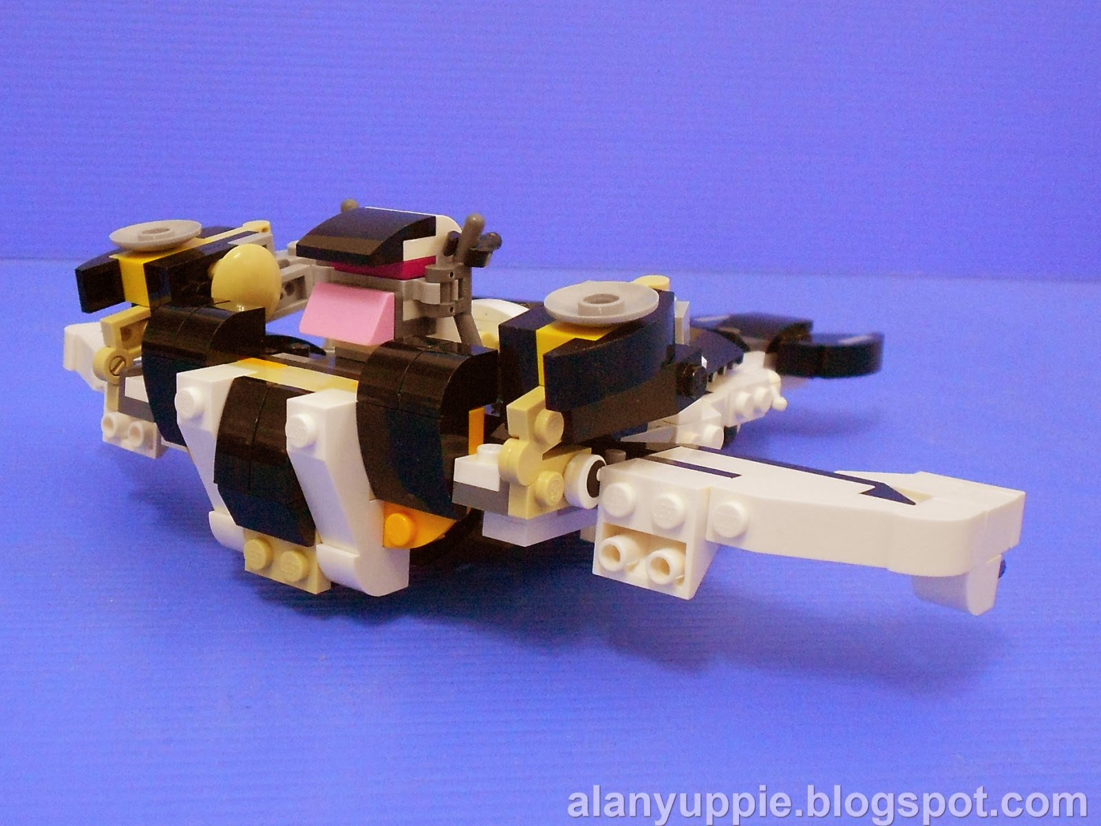 Alanyuppie's LEGO Transformers: Shadow Wing: LEGO 31021 Furry Creatures ...