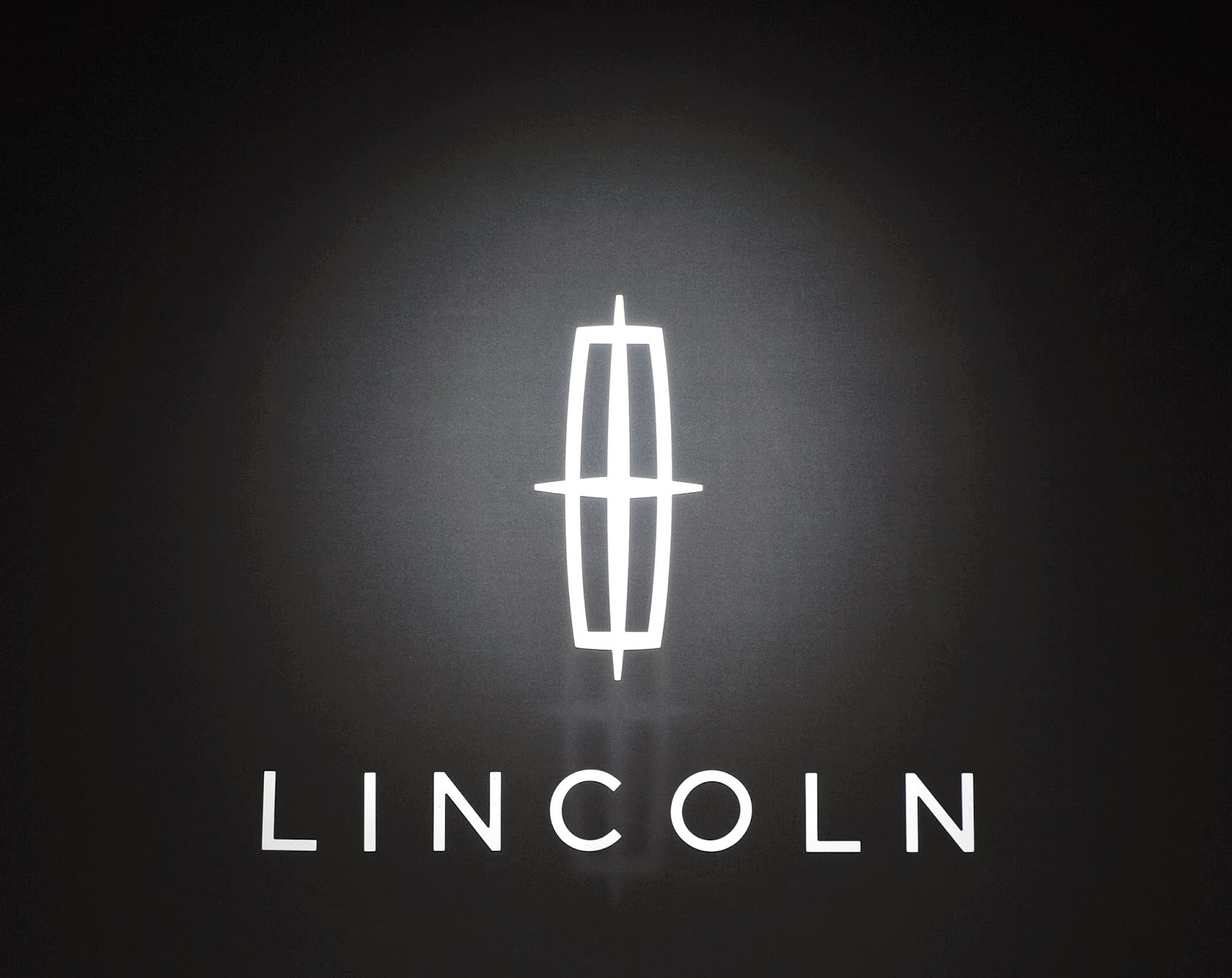 Auto Car Logos: Lincoln Logo
