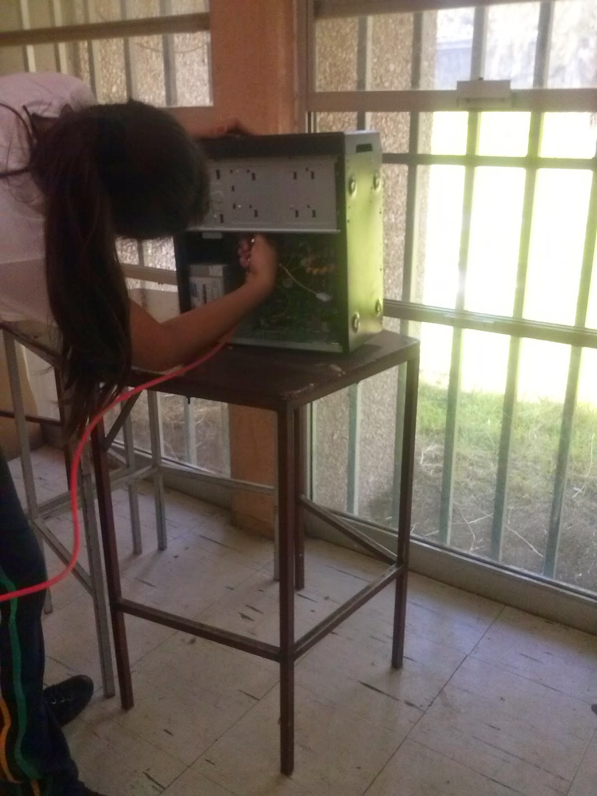 Generaciones o evolución de las computadoras M1s1: Reporte de practica ...