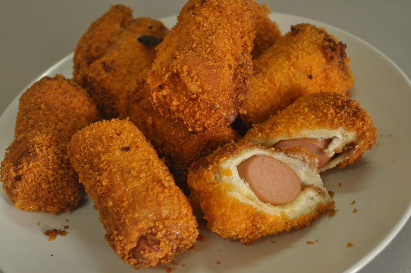 Dikros's Stories: Sosej Roll