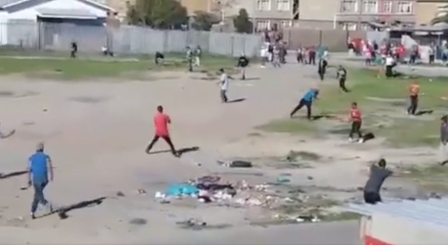 Gangsters fighting over territory in Manenberg using only stones no ...