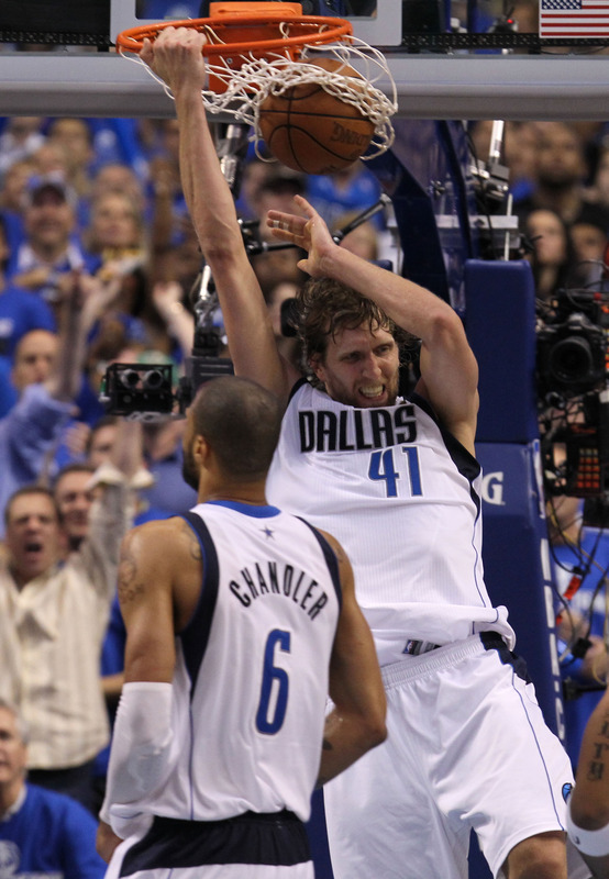 You Got Dunked On: 2011 NBA Finals: Dirk Nowitzki Baseline Dunk vs Heat ...