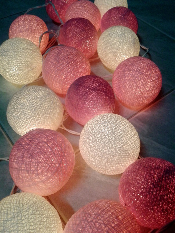 The Pink Chalkboard: Cotton Ball String Lights