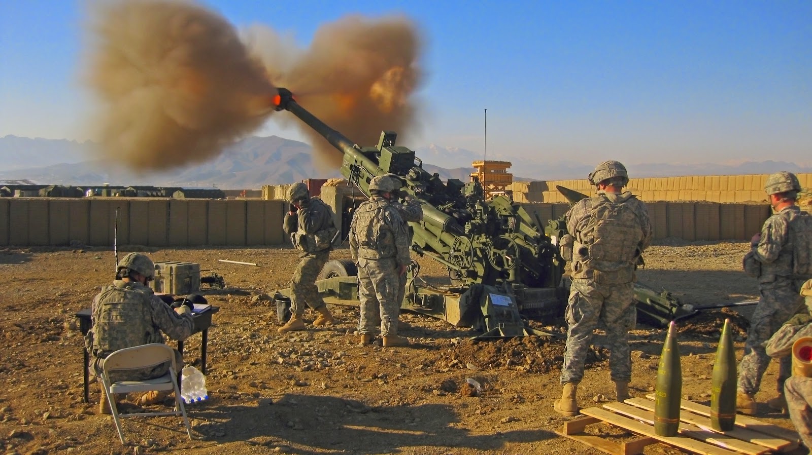 United States Ground Forces: M777