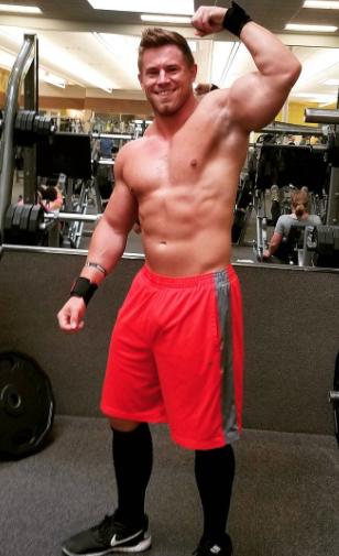 Beefcakes of Wrestling: Muscle Monday : Coach Flexo