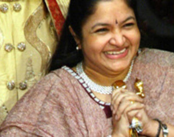 cinema: Singer Chitra photos....