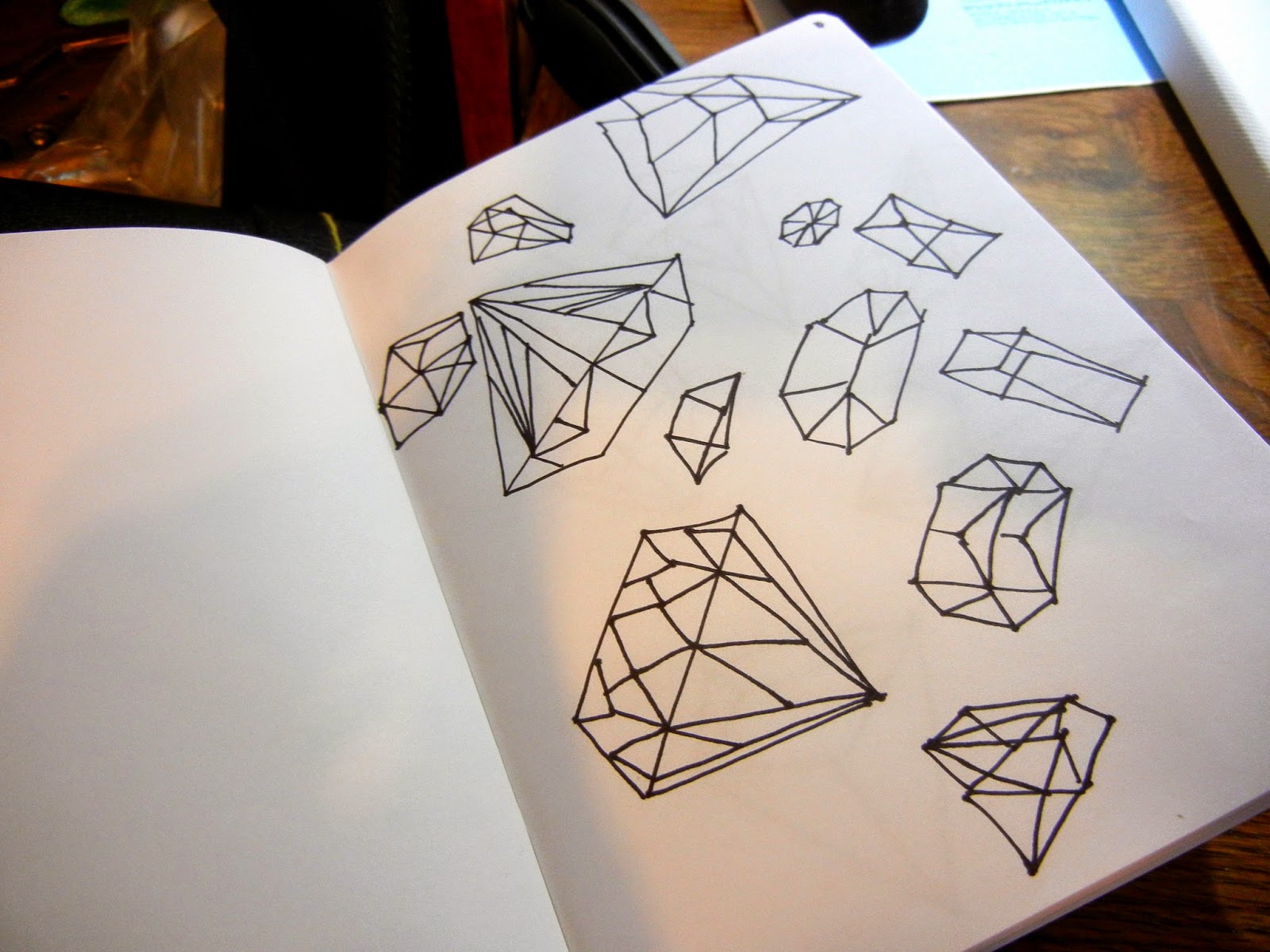 NykkeyB: Geometric Diamond Wall Art