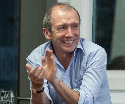 @Ignatia Webs: #OEB15 liveblog keynote David Price on people powered ...