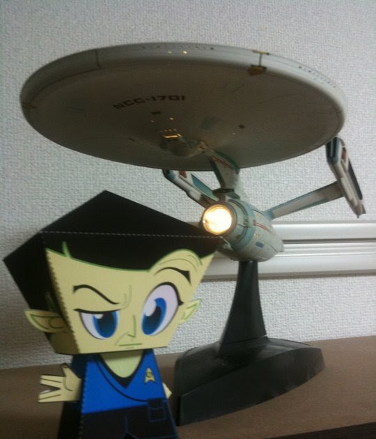 Spock Wobblehead papercraft