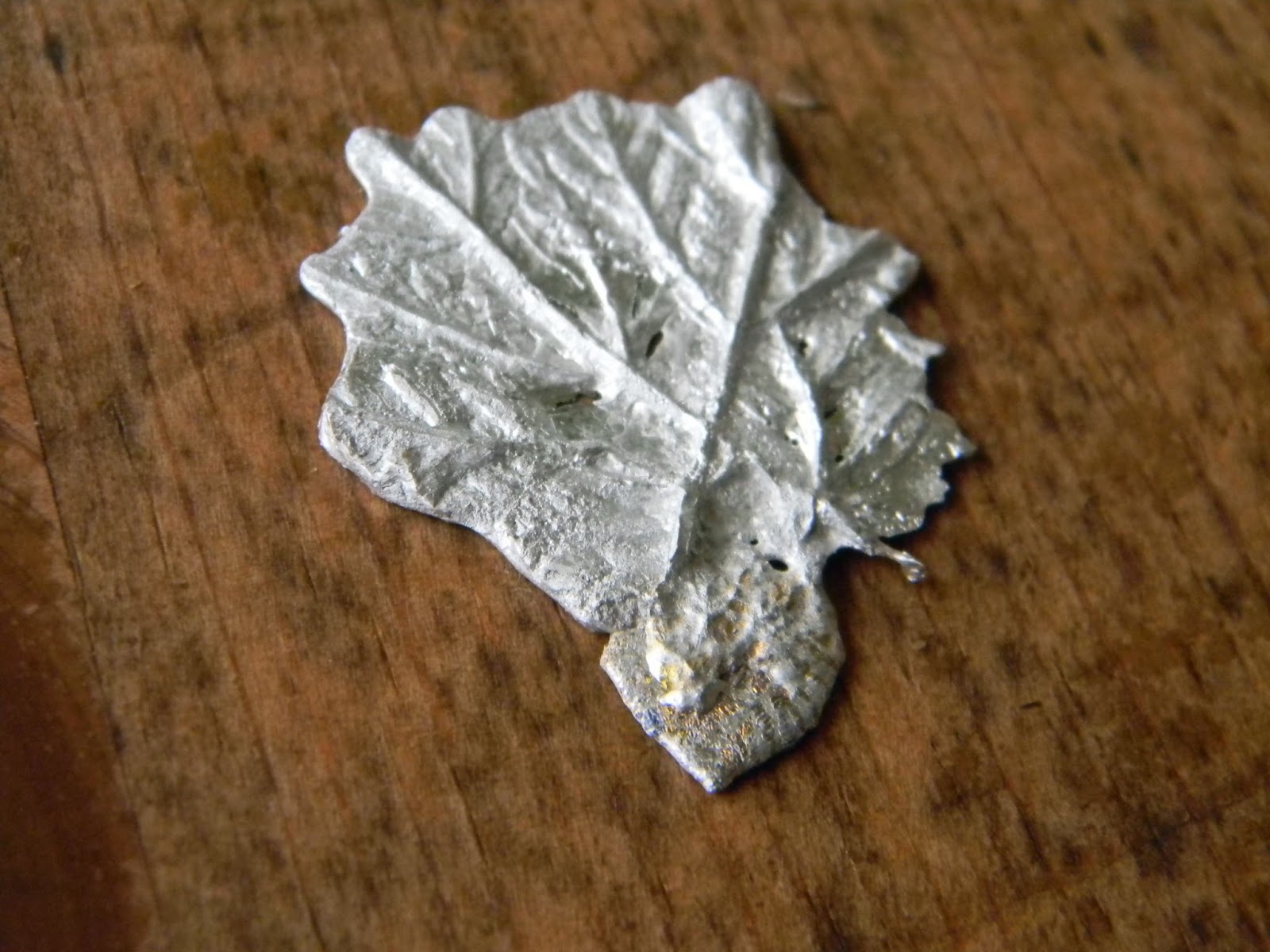 Artistic Endeavors 101: Workbench Wednesday: Stamping Tin