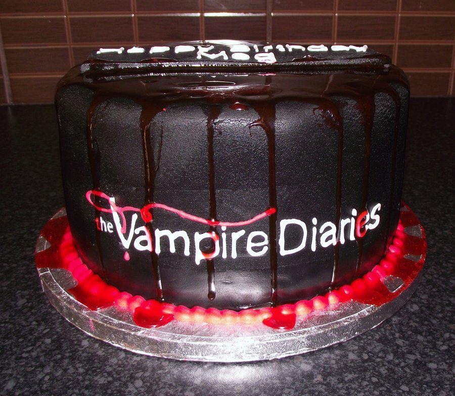 The Vampire Diaries Forever: Vampire Diaries Inspired Cakes