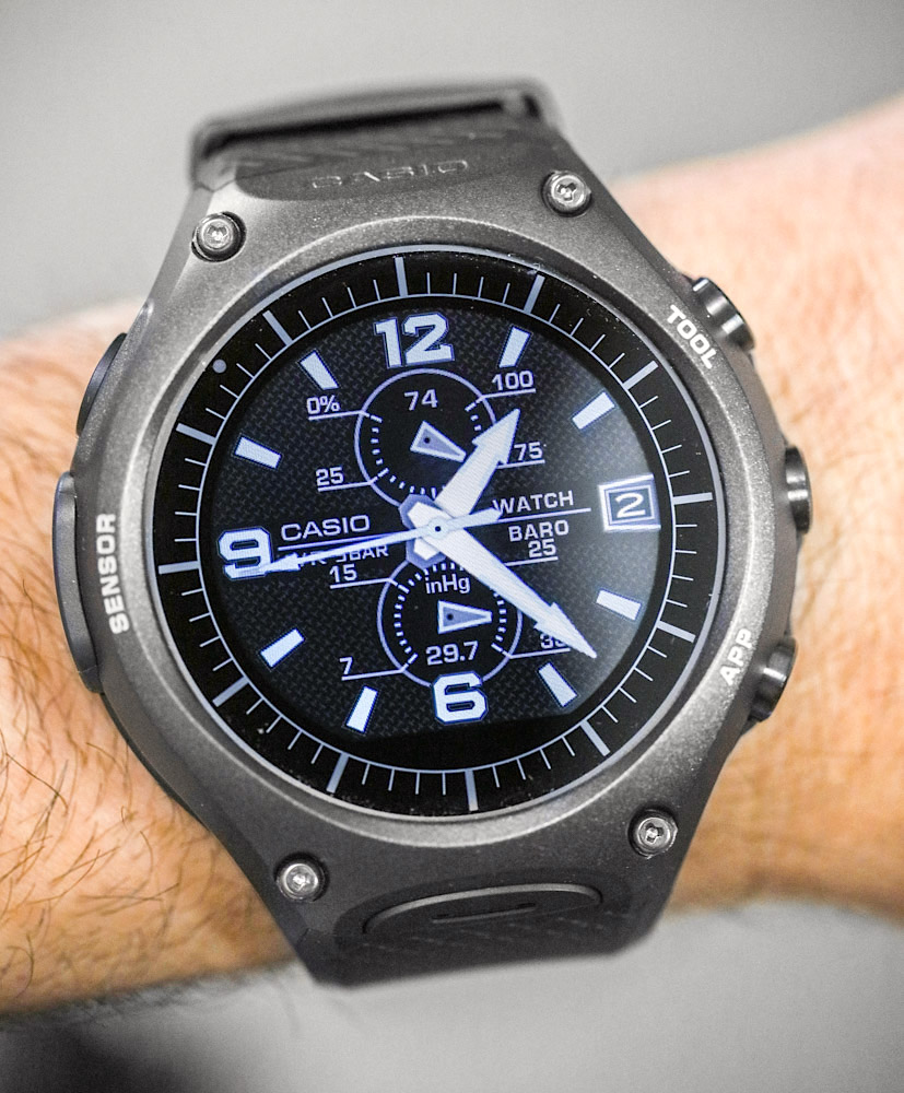 Casio WSD-F10 Android Wear Smartwatch Review - Market in your home