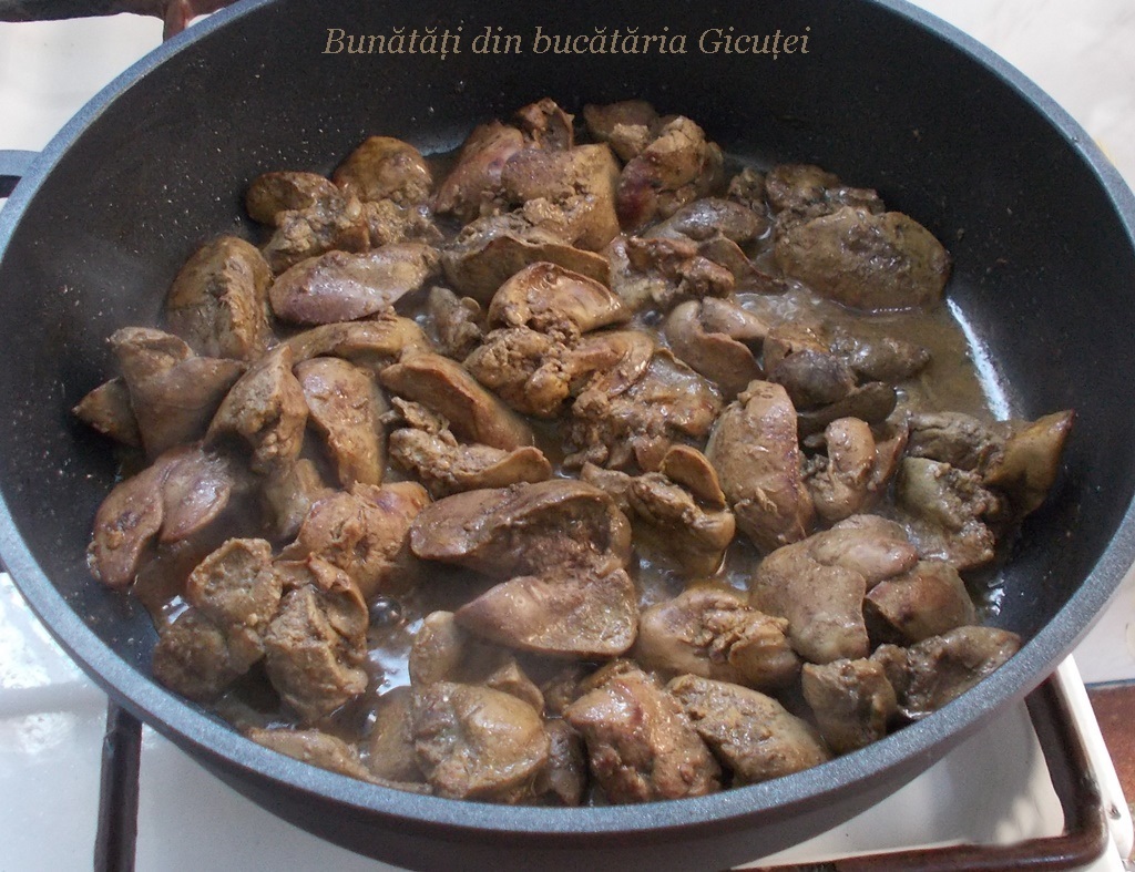 Tocanita(sote) cu ficatei de pui - Bunătăți din bucătăria Gicuței