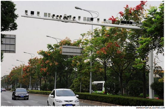 Satu Jalan Raya Dilengkapi 60 Kamera CCTV - Gaban Comel