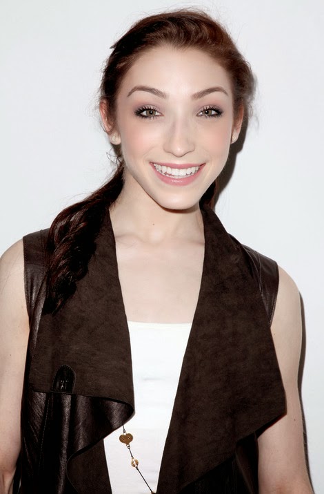 Meryl Davis - Ice Dancer Latest Photos Collection | Sports Club Blog