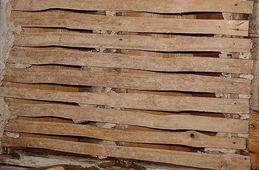 Old Exeter House: Lath